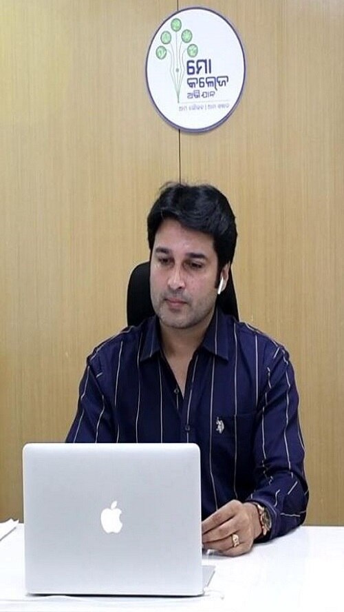 Ollywood News: ଓଲିଉଡ ଅଭିନେତା ଆକାଶ ଦାସନାୟକଙ୍କ ବିଷୟରେ କିଛି ଖାସ୍ କଥା