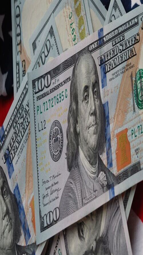 Most Expensive Currency: ବିଶ୍ୱର ସବୁଠାରୁ ଶକ୍ତିଶାଳୀ ମୁଦ୍ରା; ଯାହାର ମୂଲ୍ୟ ...